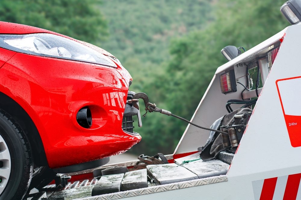 What to Do if a Car is Towed After an Accident | MartinWren